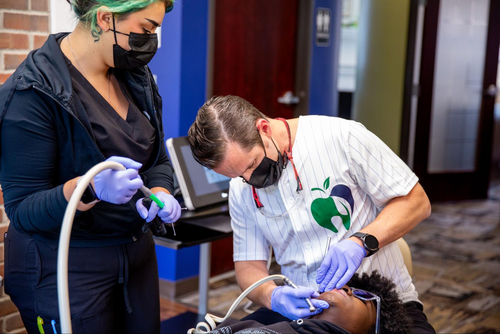 Can I Wear My Retainer After Years Without It? | Lifetime Orthodontics